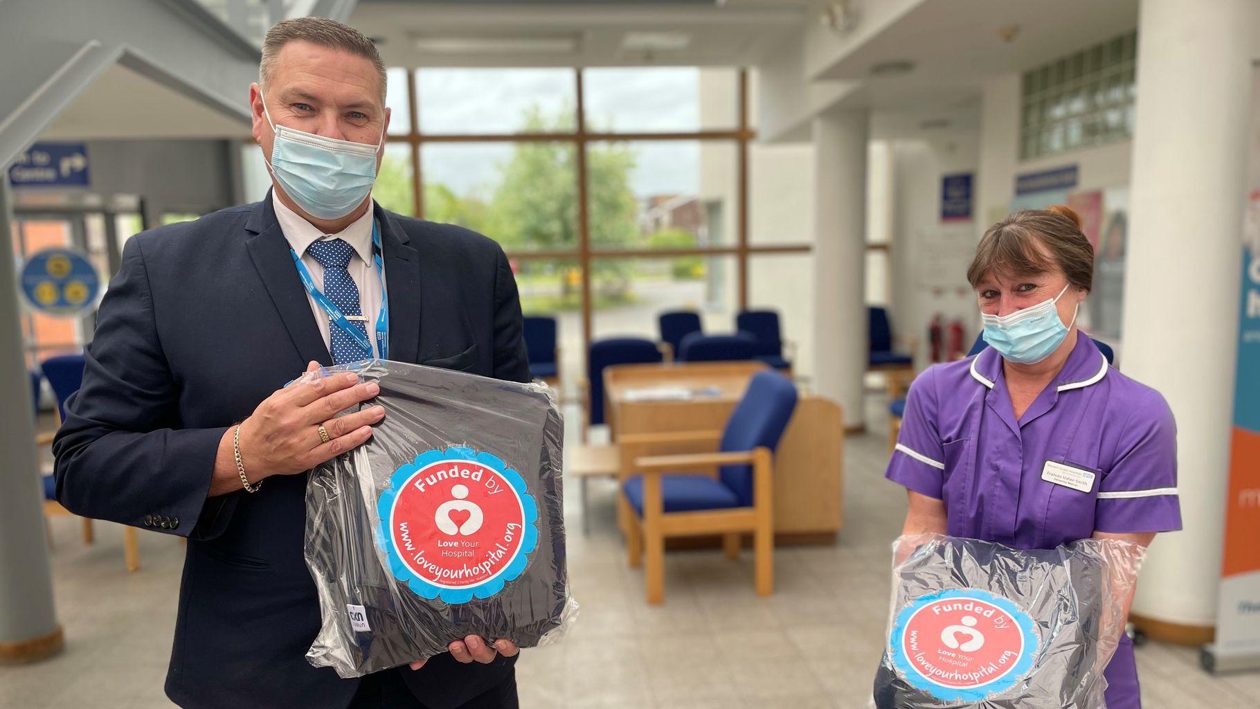 'Comfort packs' given to vulnerable people leaving West Sussex ...