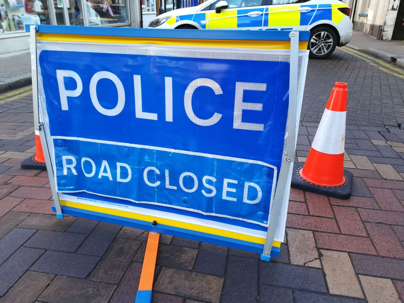A41 closed after serious crash