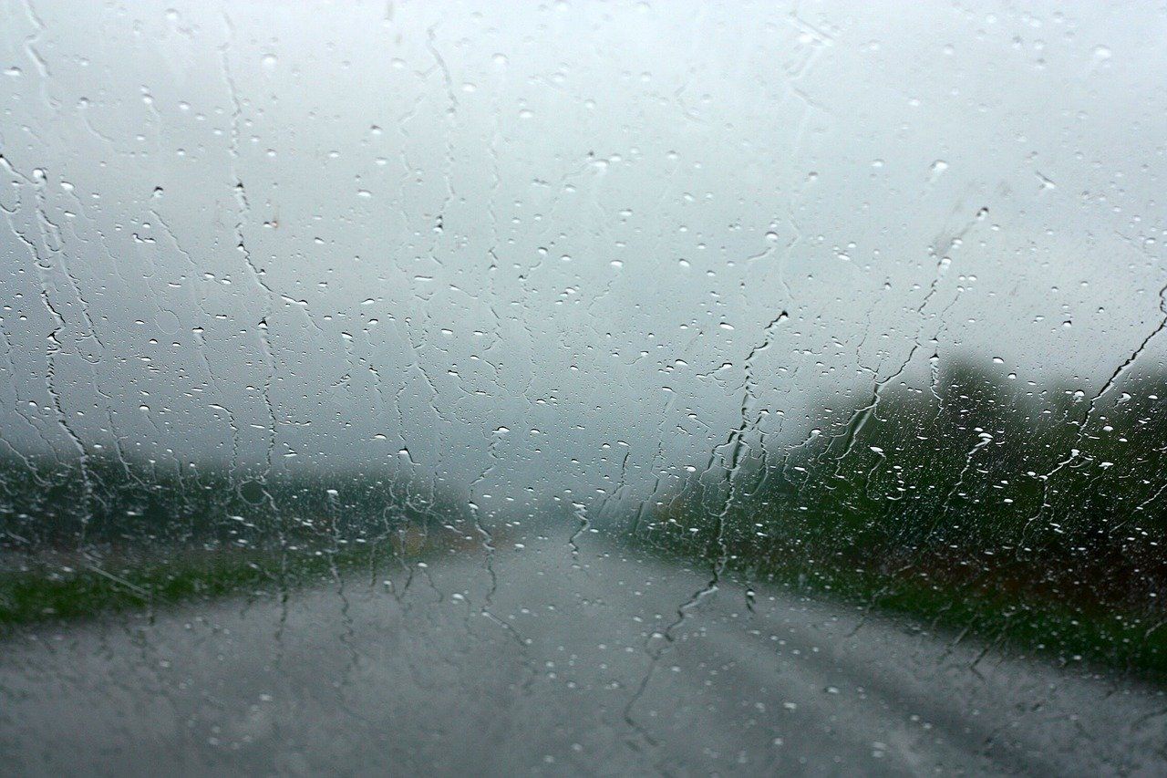 Storm Evert: Warning to drivers after 84mph gusts reported in Cornwall