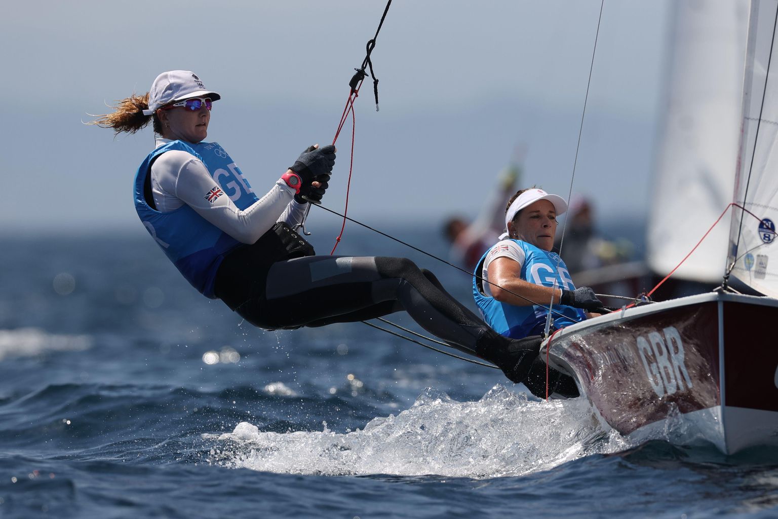 Sailors Hannah Mills and partner Eilidh McIntyre have won gold in the ...