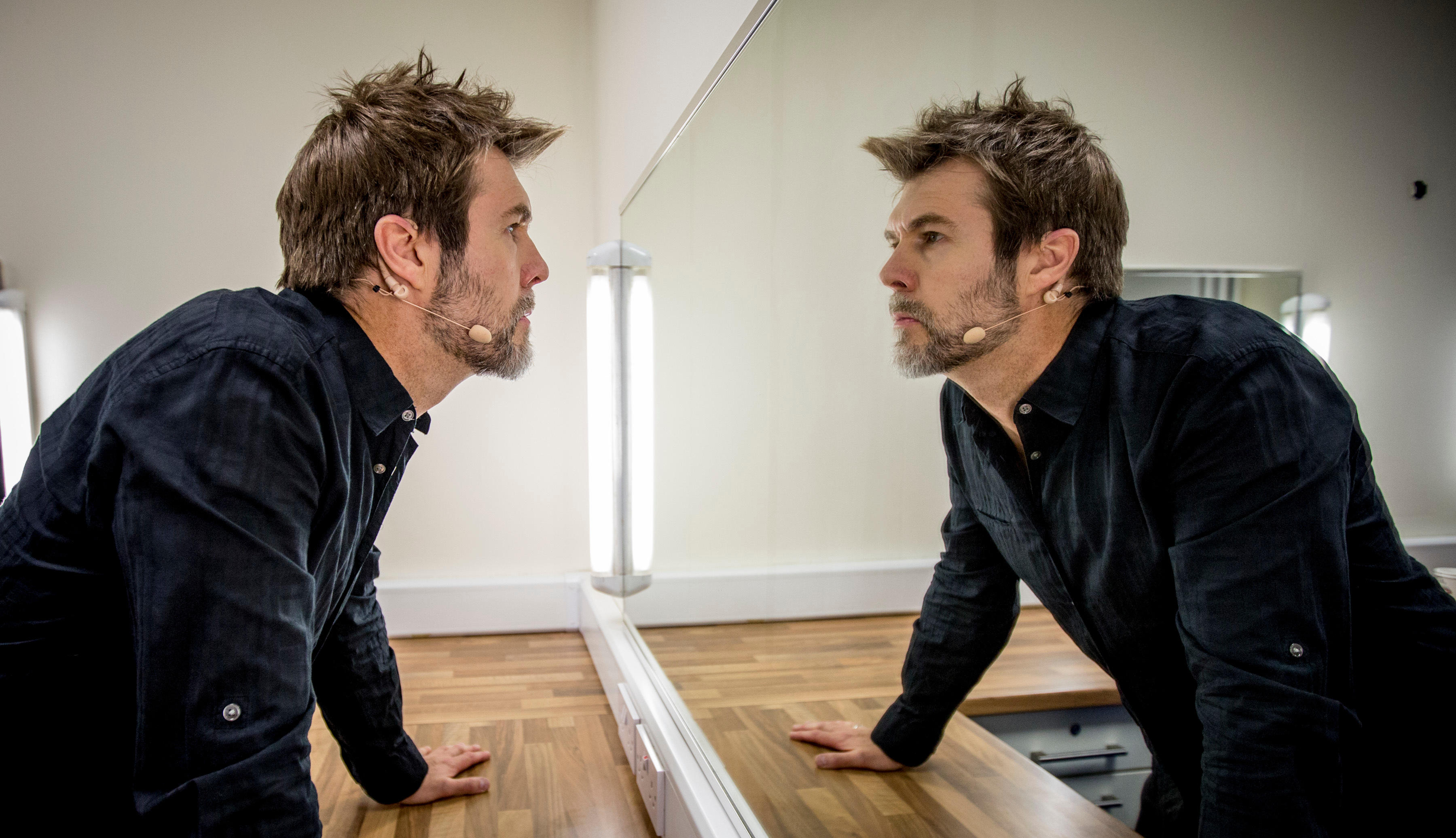 Welsh comedian Rhod Gilbert to host DIY SOS special