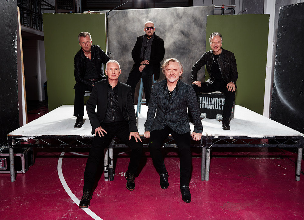 Thunder launch signature blend coffee