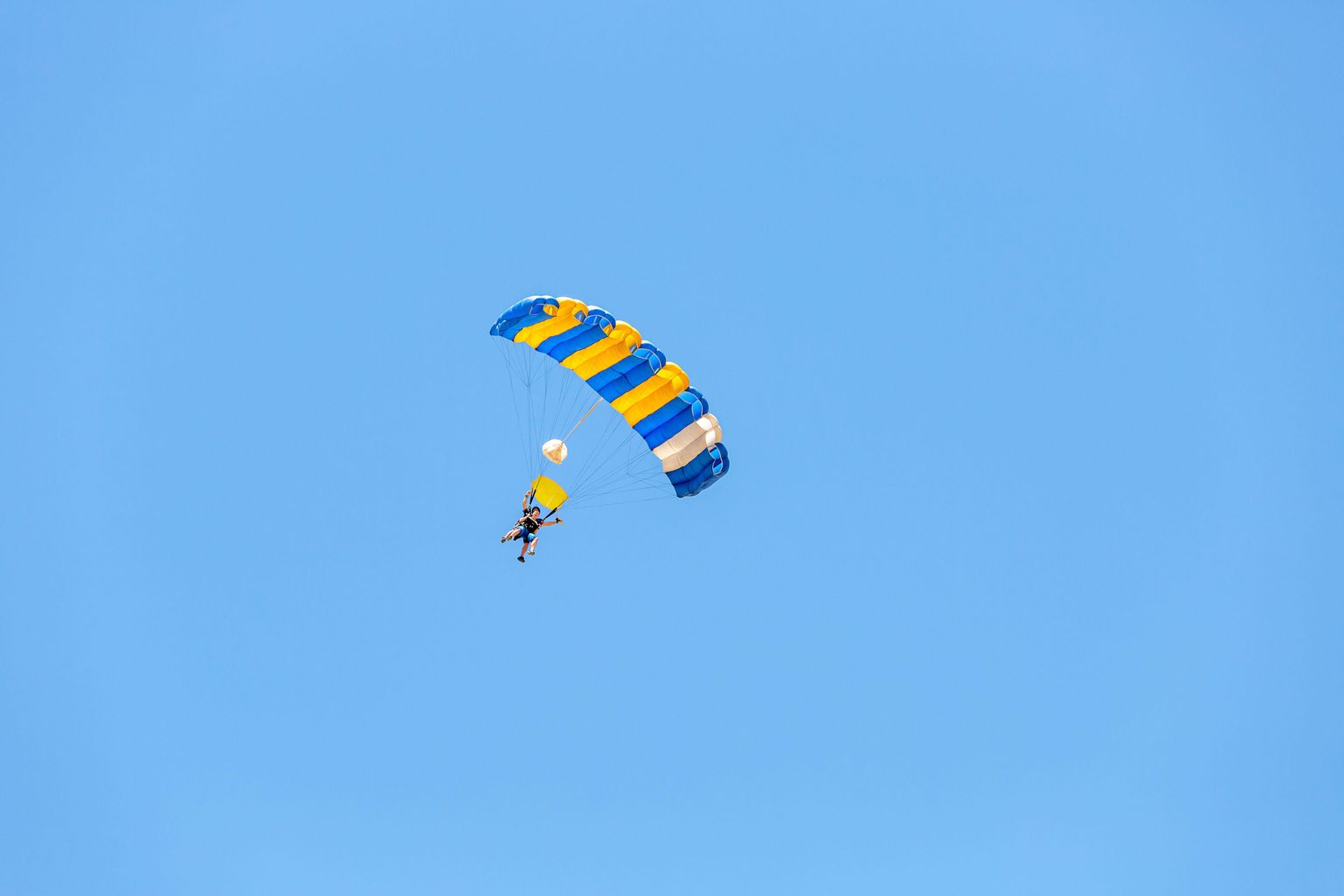 Parachuting Priests to take part in charity skydive