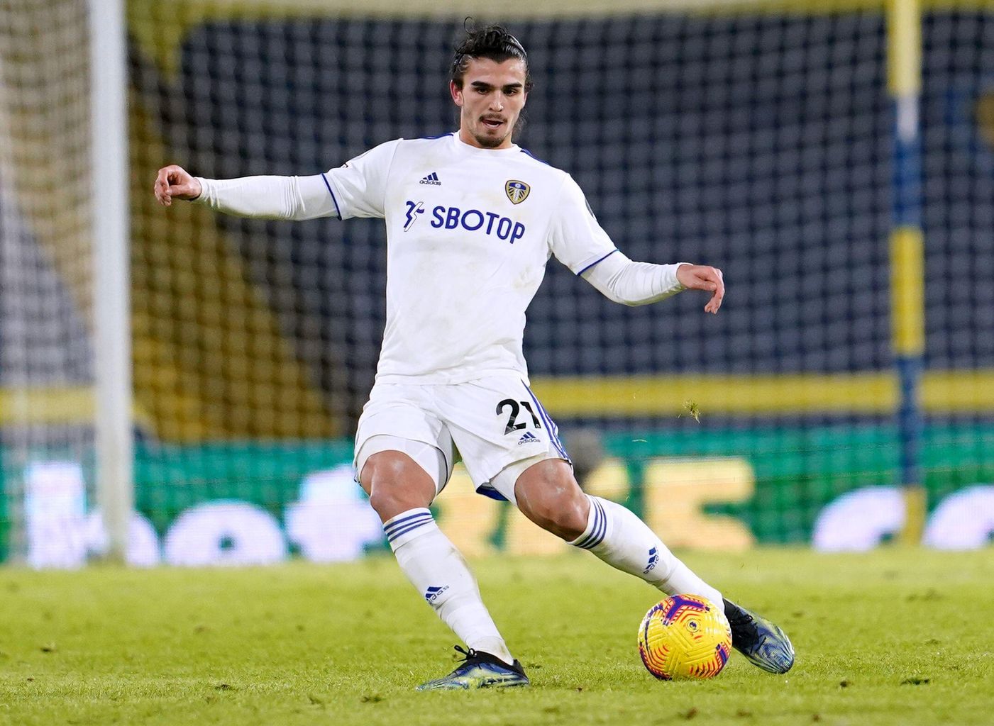 Leeds appeal against Pascal Struijk red card