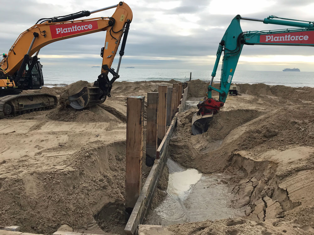 Construction work to replace timber groynes on Bournemouth beach | News ...