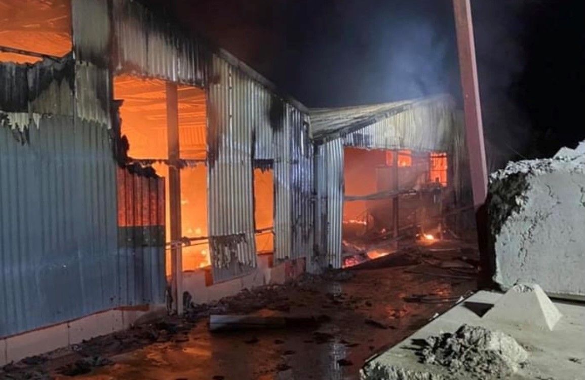 Firefighters across Cornwall and Devon battle huge blaze at barn and ...