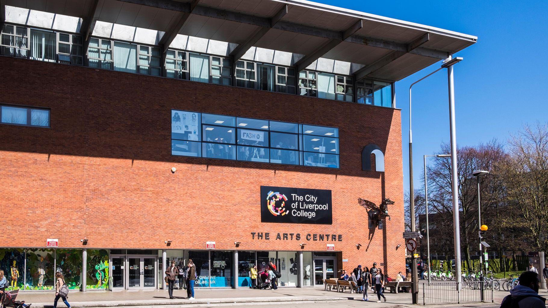 City of Liverpool College strike over pay rise