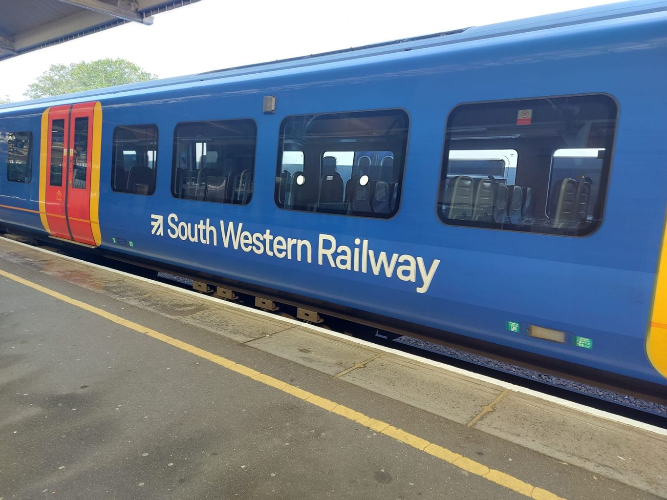 Campaigners for step-free access at Ash Vale Station left disappointed ...