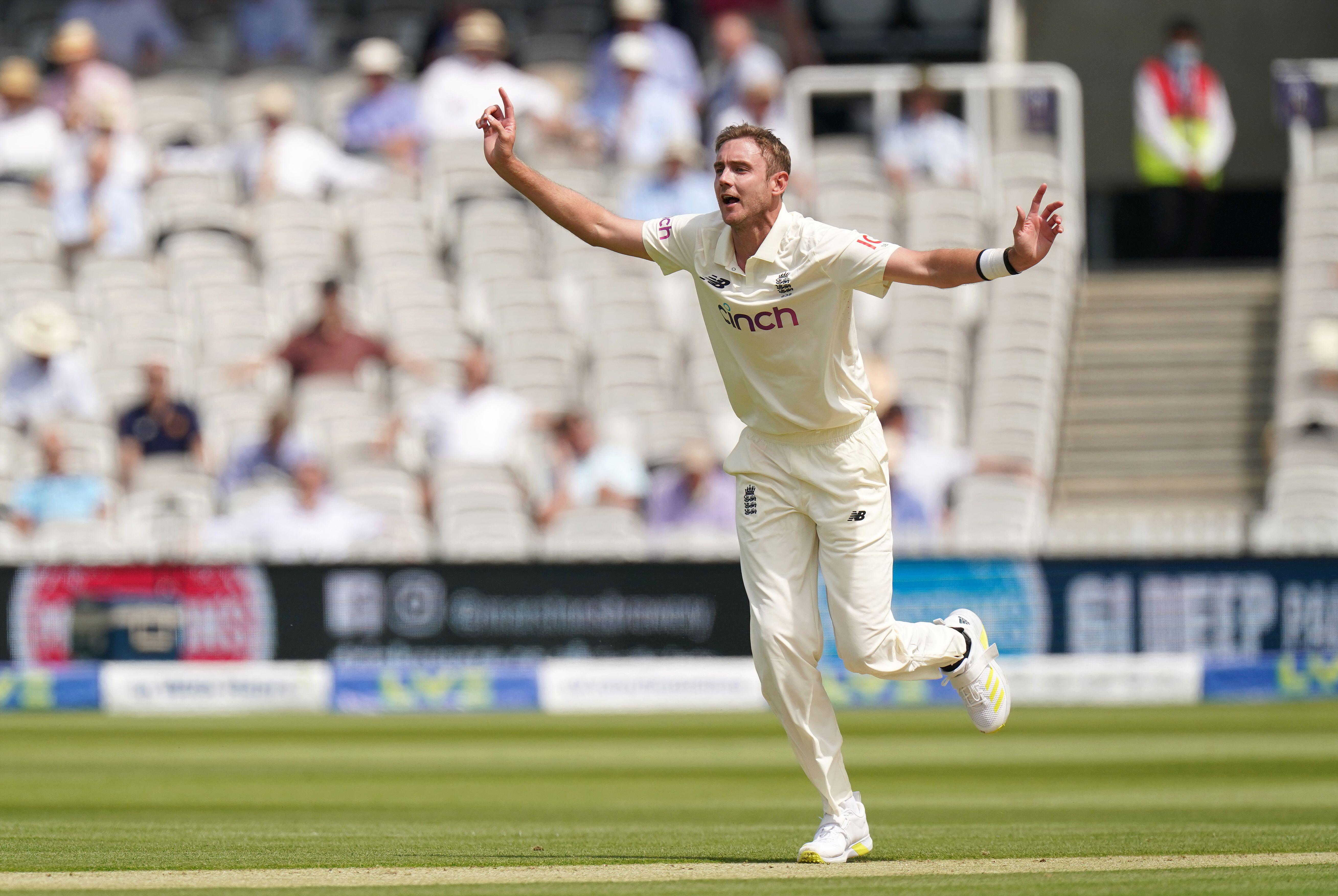 Notts' Stuart Broad named in England Ashes squad despite injury