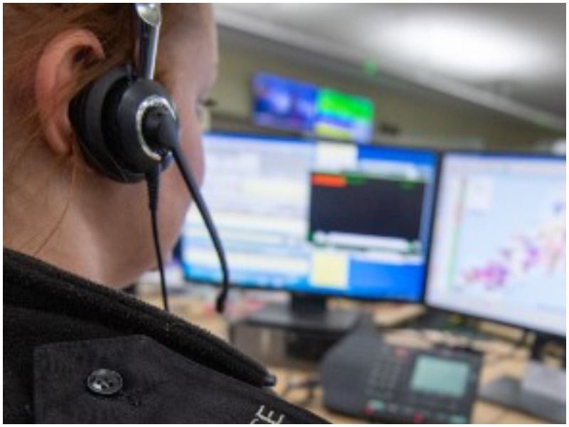 Operators face extra demand after 15,000 abandoned 999 calls to Devon ...