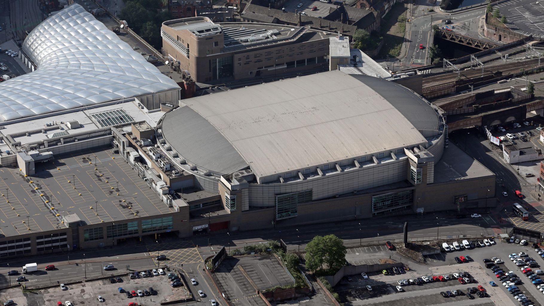 MI5 officer says Manchester Arena bombing could have been prevented