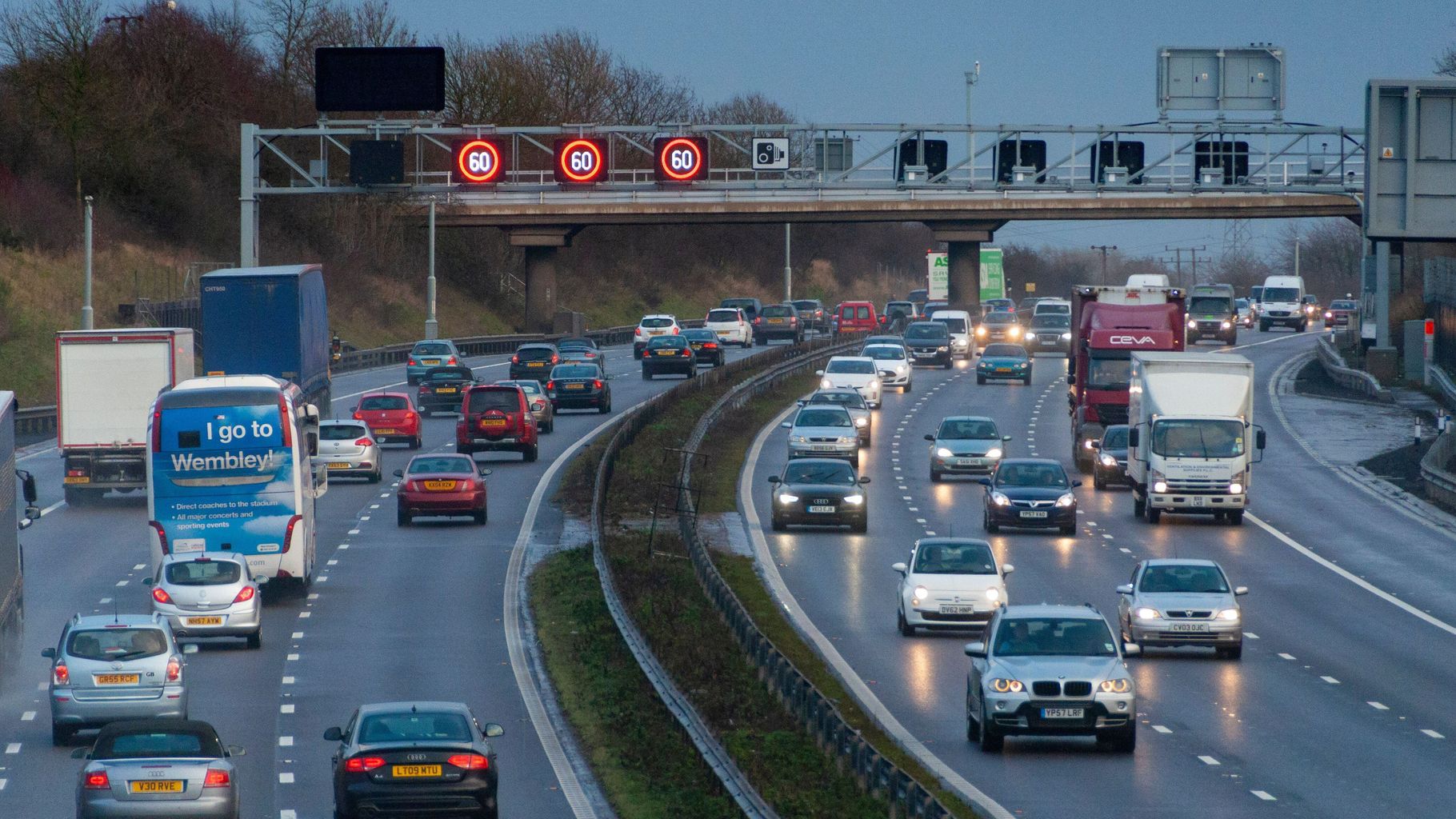 Government to pause rollout of smart motorways across England | News ...