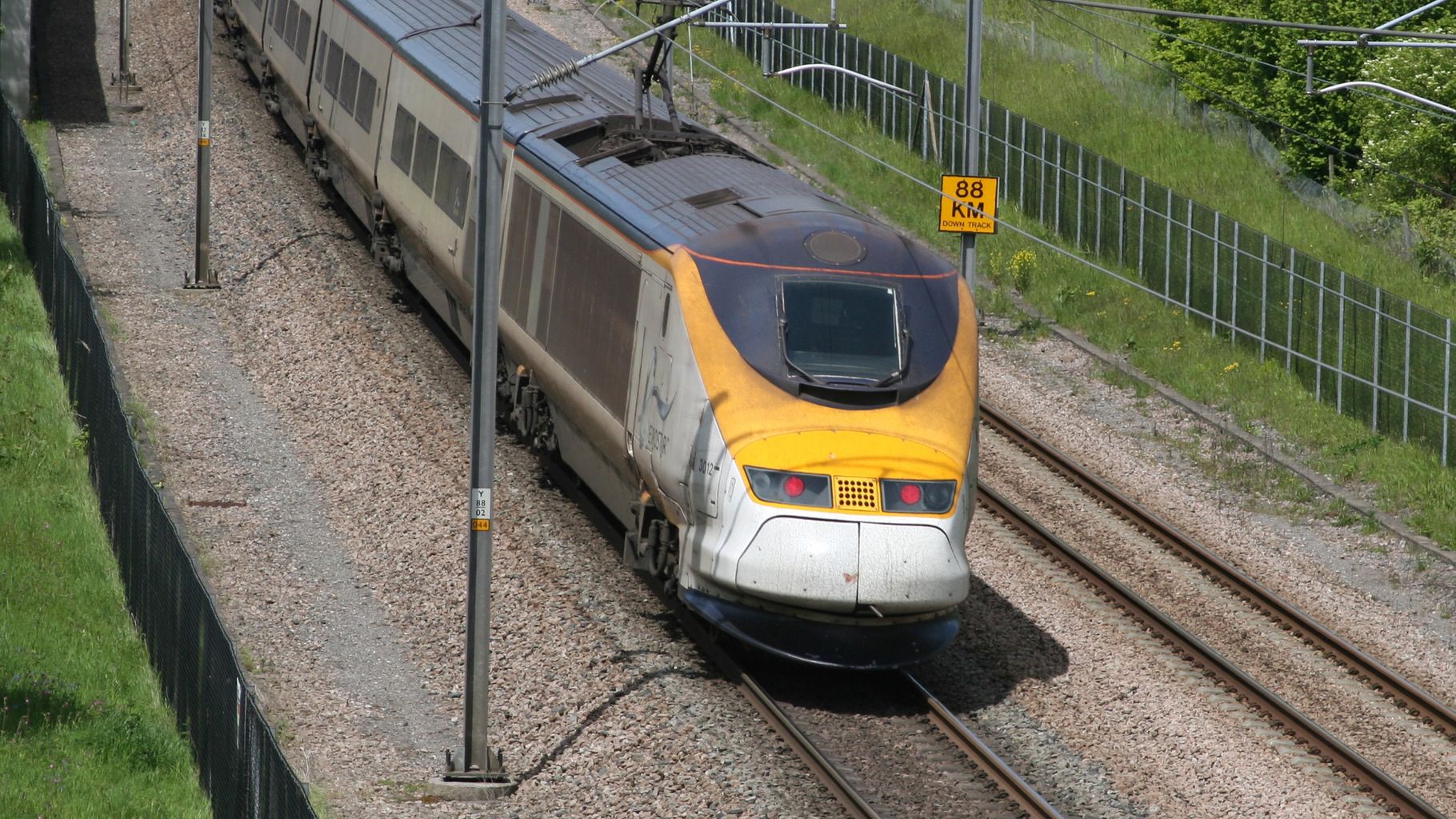 HS2 have closed off the A418 in Aylesbury today, locals say traffic ...