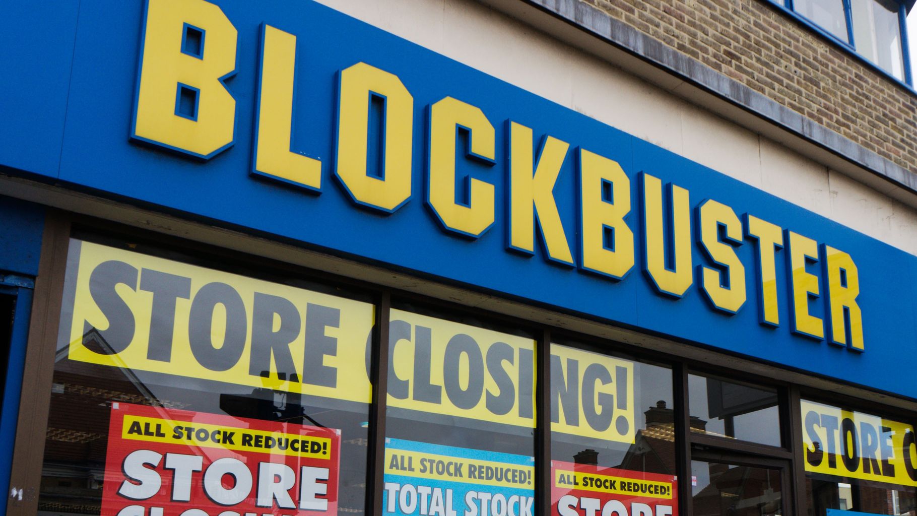 What are the top 5 missed high street shops in Leeds?