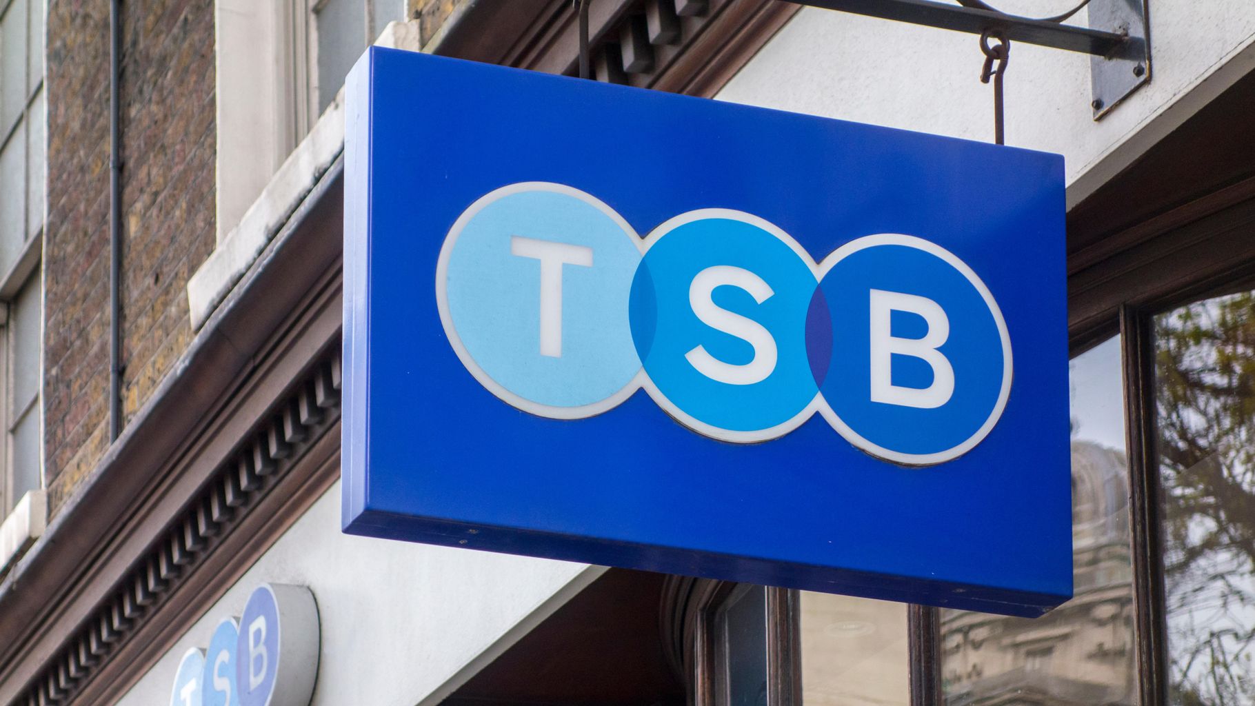 Which North East TSB branch is closing it's doors?