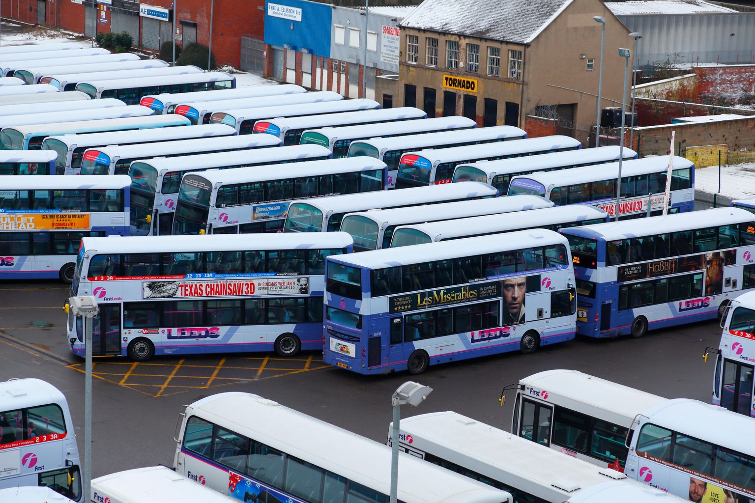 Buses in West Yorkshire to charge a maximum fare of £5 from today