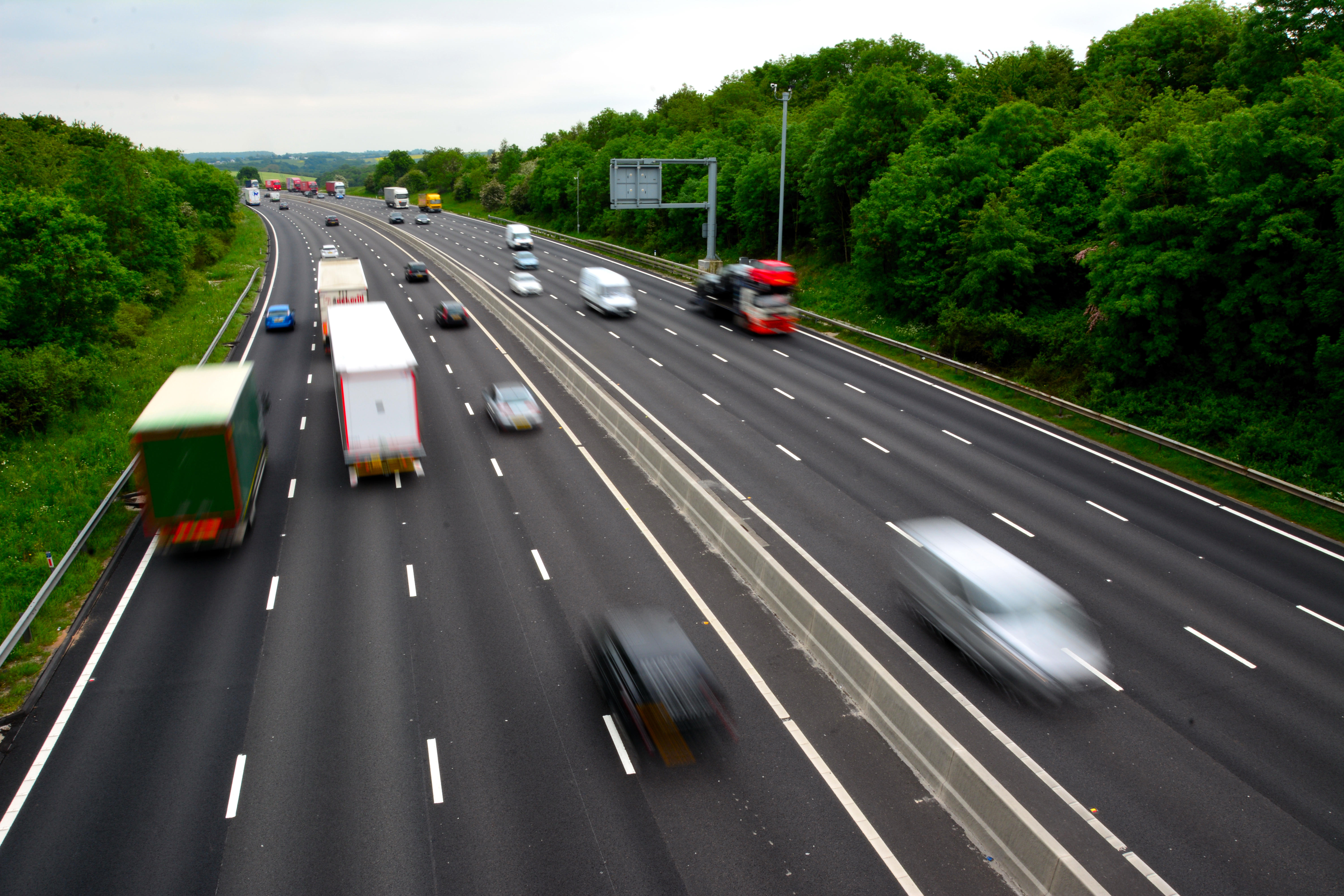 Government to pause further rollout of smart motorways in South ...