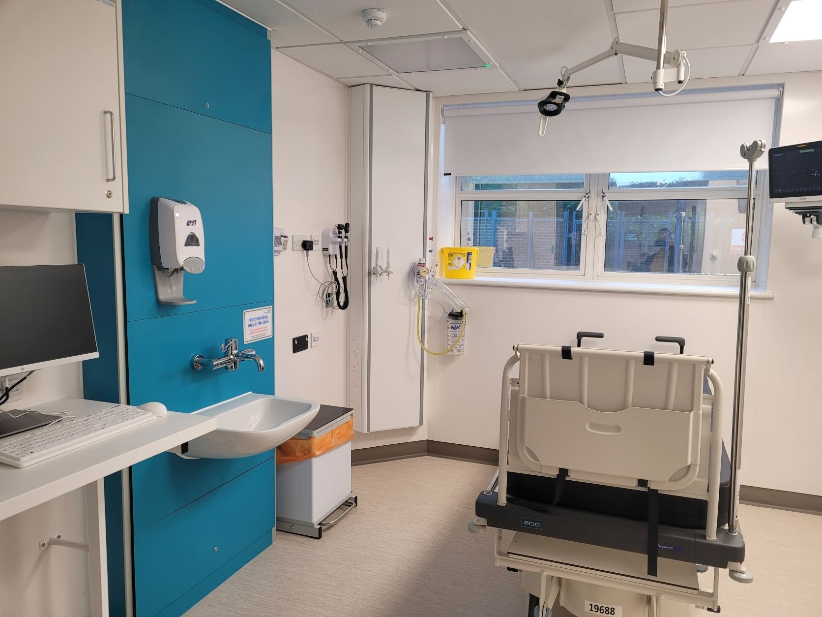 Two new clinical areas in Dorset County Hospital's Emergency Department ...