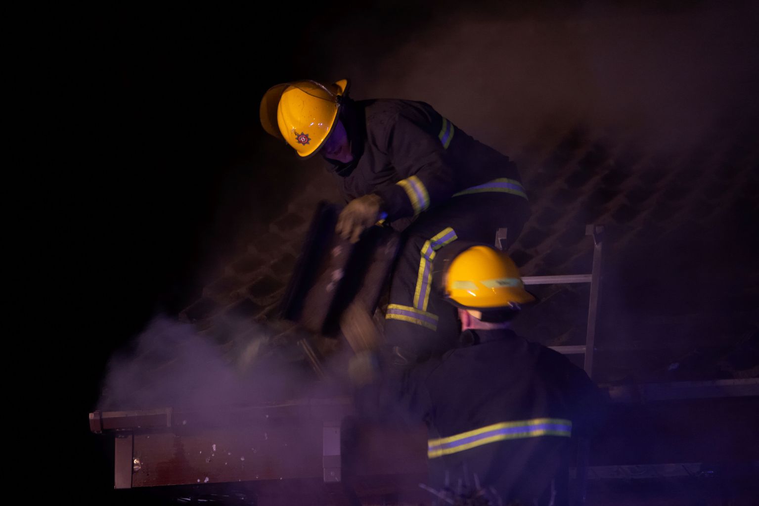 Multiple firefighters battle large house fire in north Cornwall through ...
