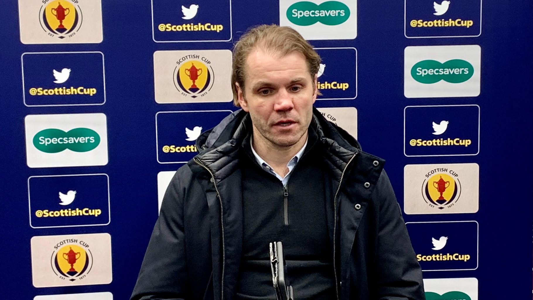 Craig Gordon Hearts hero as Livingston beaten on penalties.