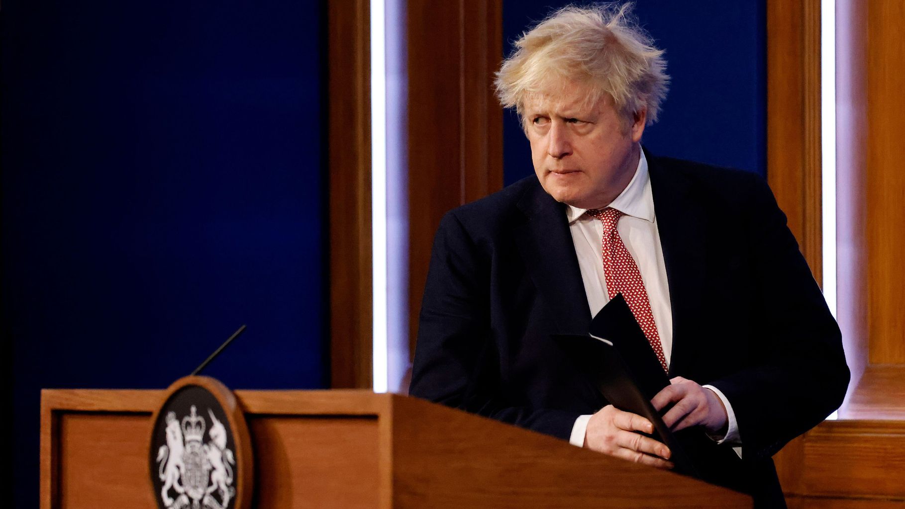 Axing self isolation laws will cause hardship & anxiety unions warns