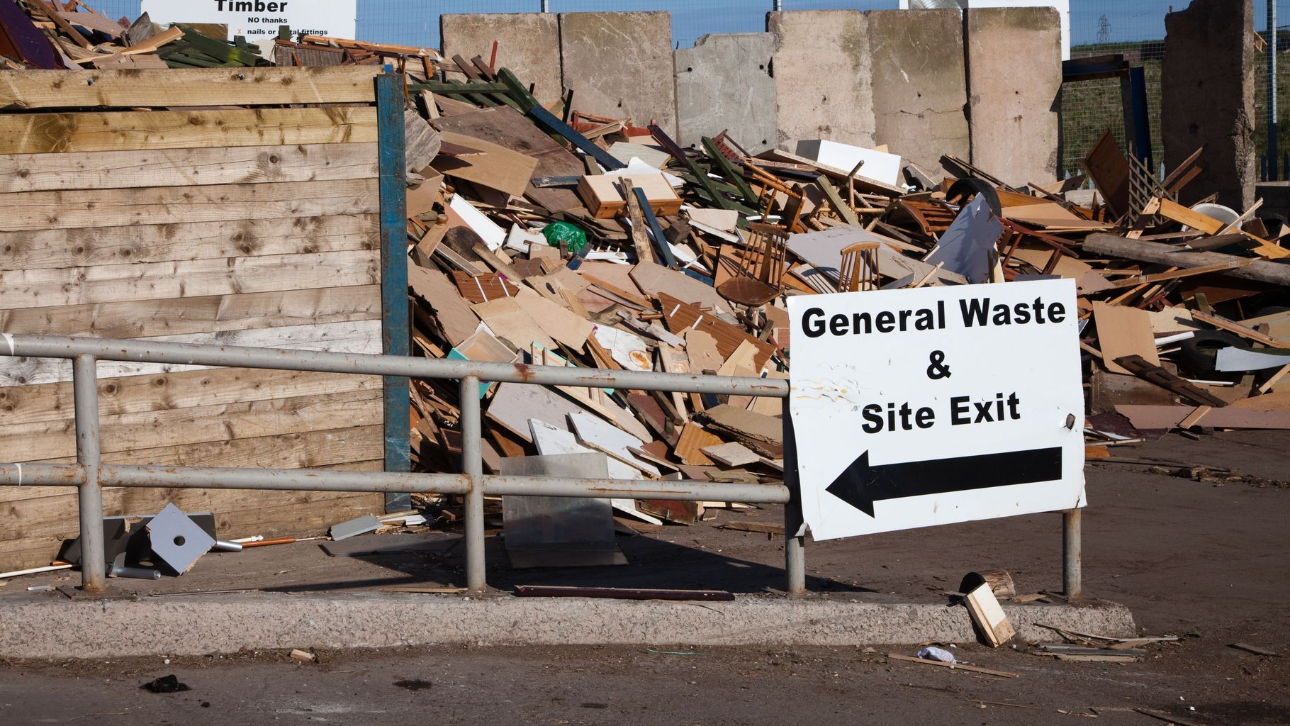 Booking system at rubbish tips could be made permanent