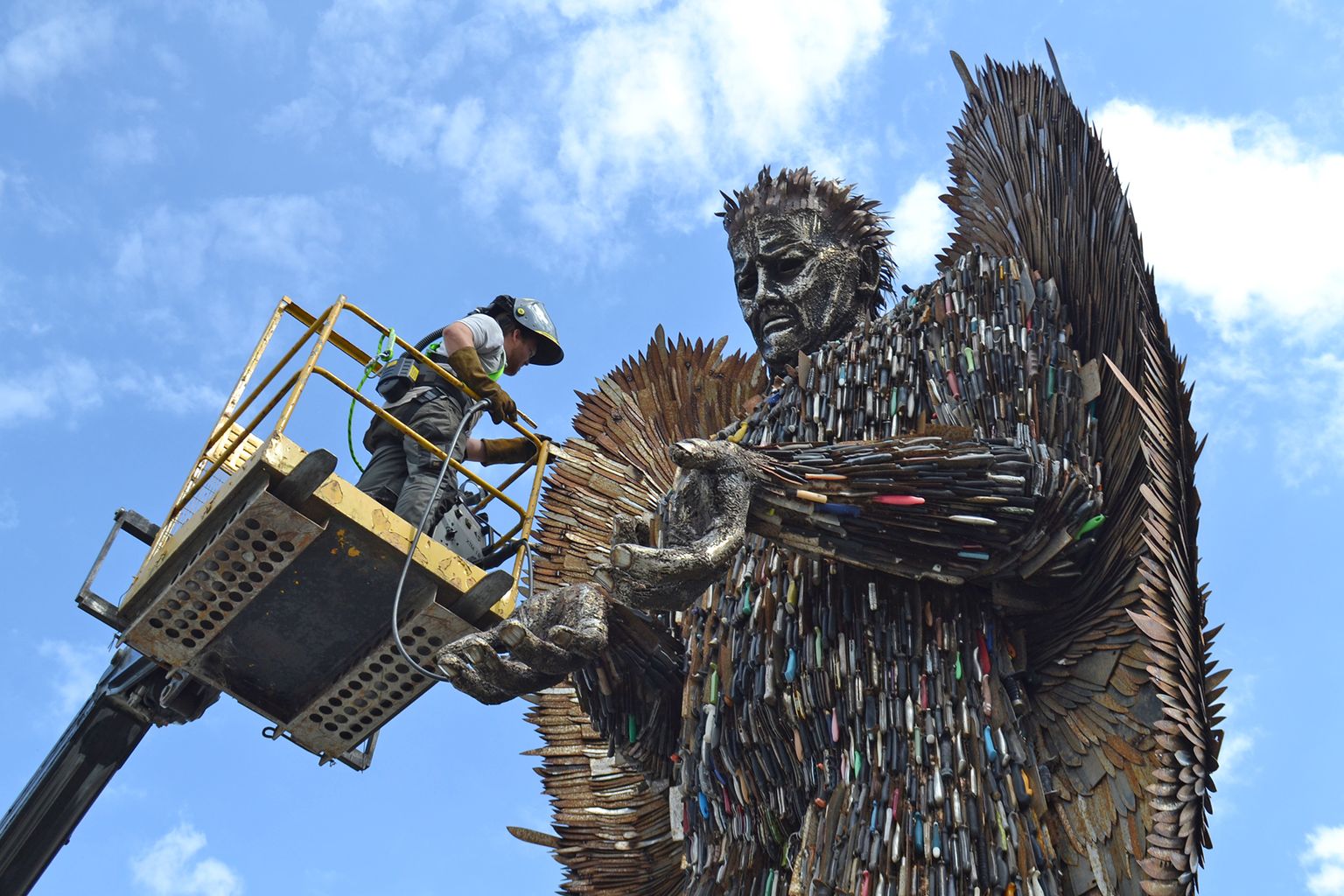Iconic 'Knife Angel' statue set to come to Stoke-on-Trent