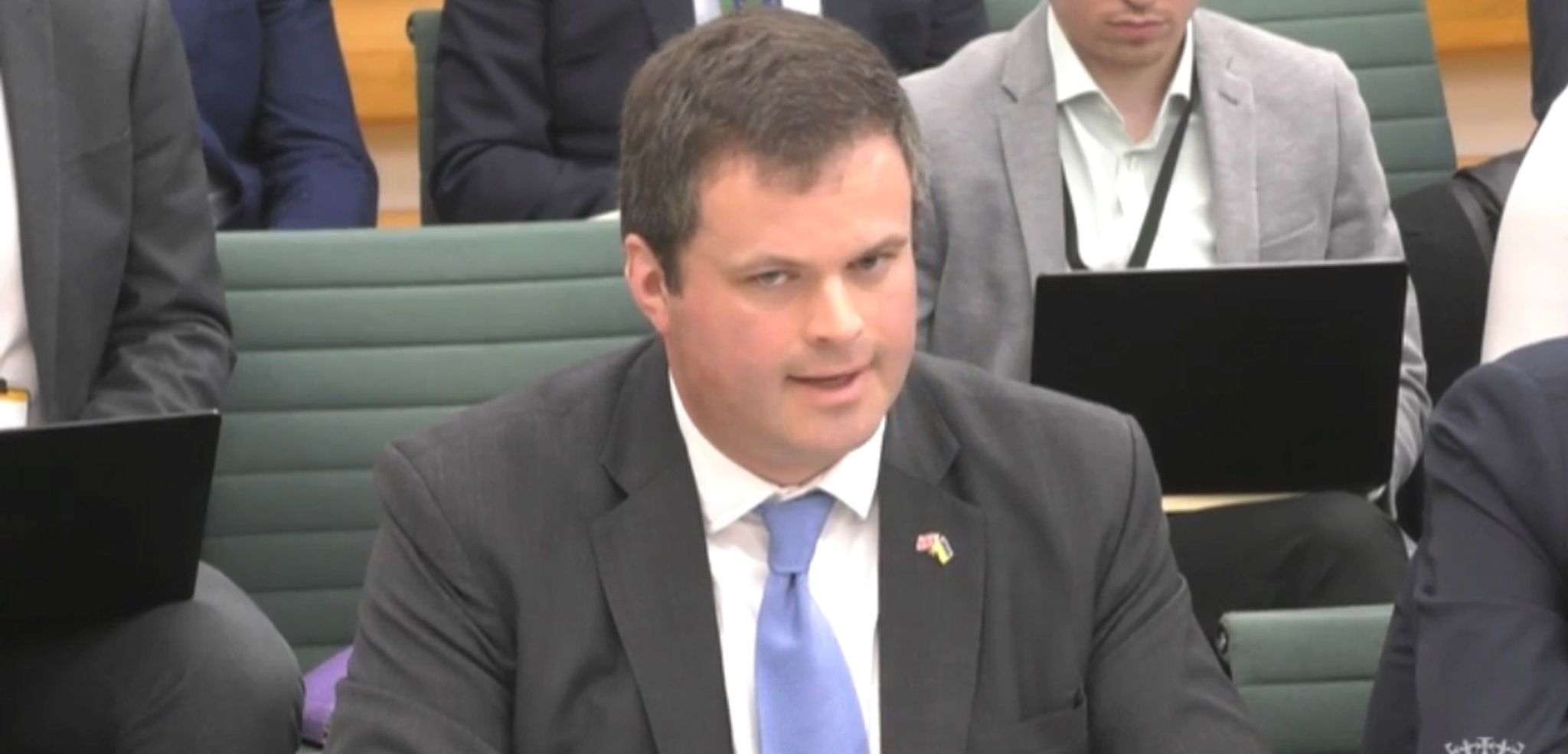 Devon MP outlines UK's response to Ukraine | News - Greatest Hits Radio ...