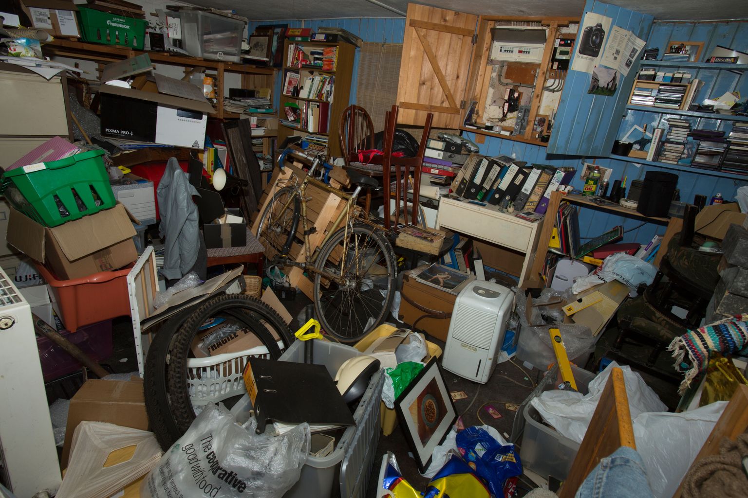 Housing officers need better training to deal with hoarders, says UEA study