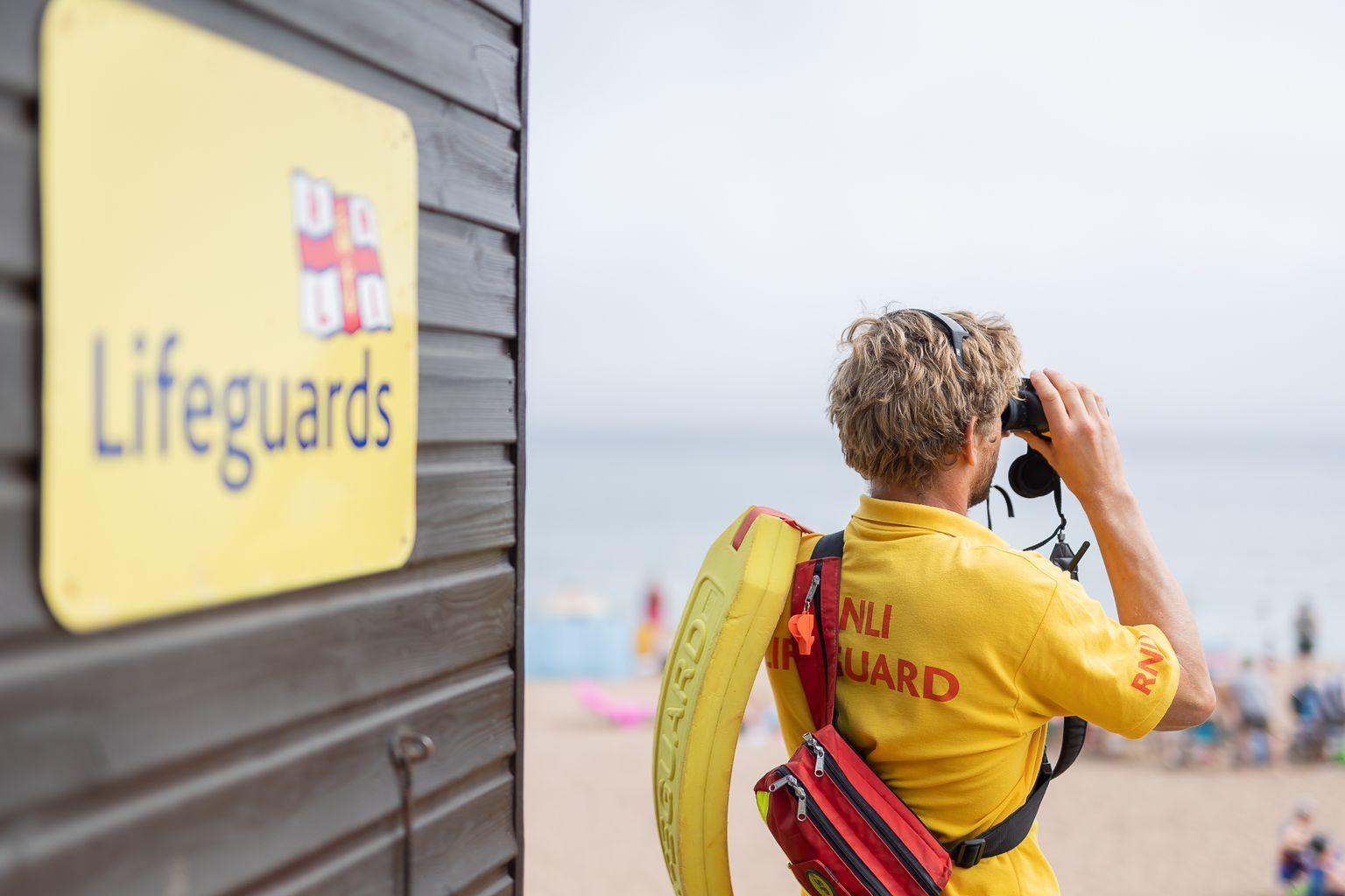 RNLI lifeguard covers resumes at 17 beaches across Cornwall for Easter ...