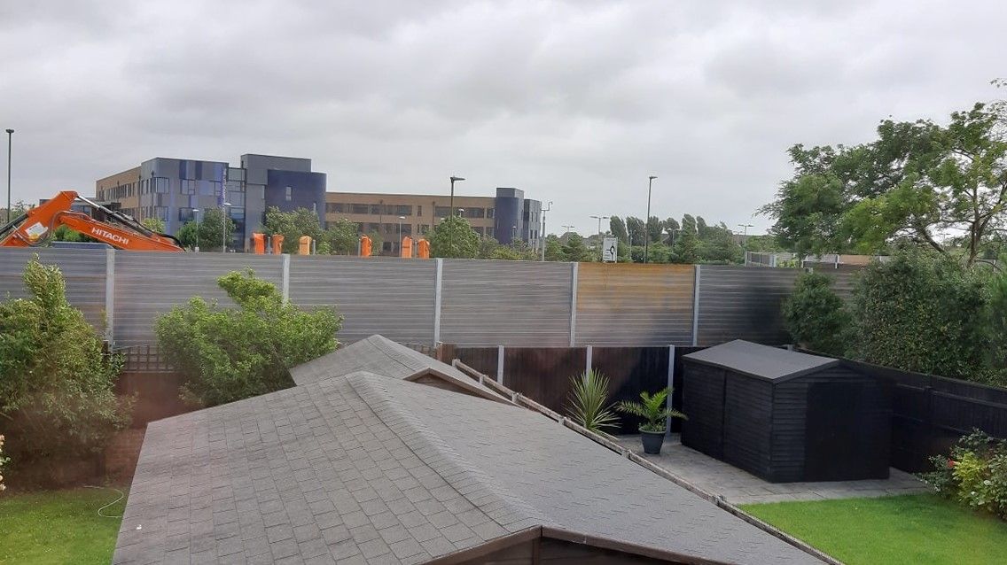 Residents show support for shortening great wall of Littlehampton