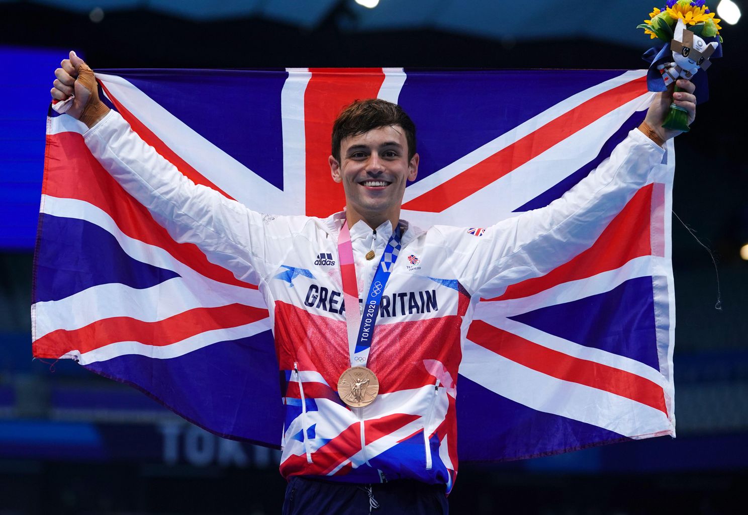 Plymouth Olympic champion Tom Daley to release book about knitting