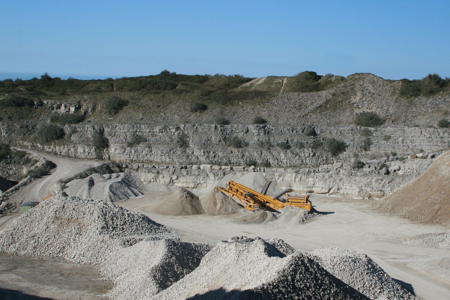Million tonne landfill waste site agreed for a Portland Quarry | GHR Dorset