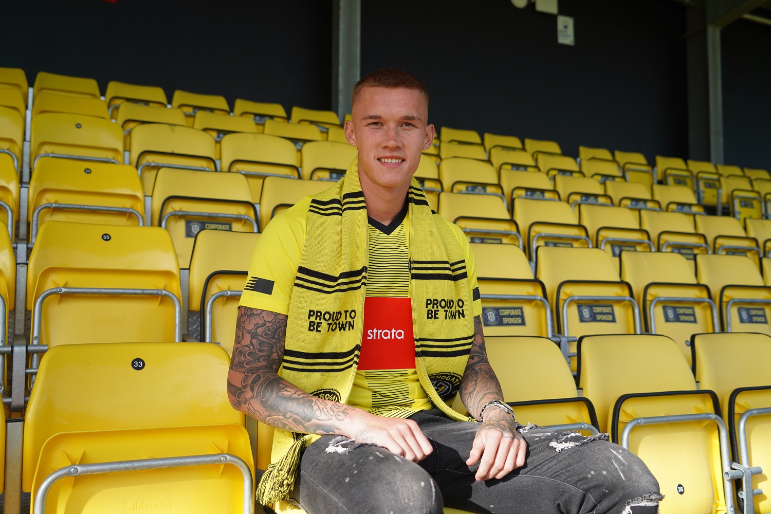 Harrogate Town signs Kyle Ferguson