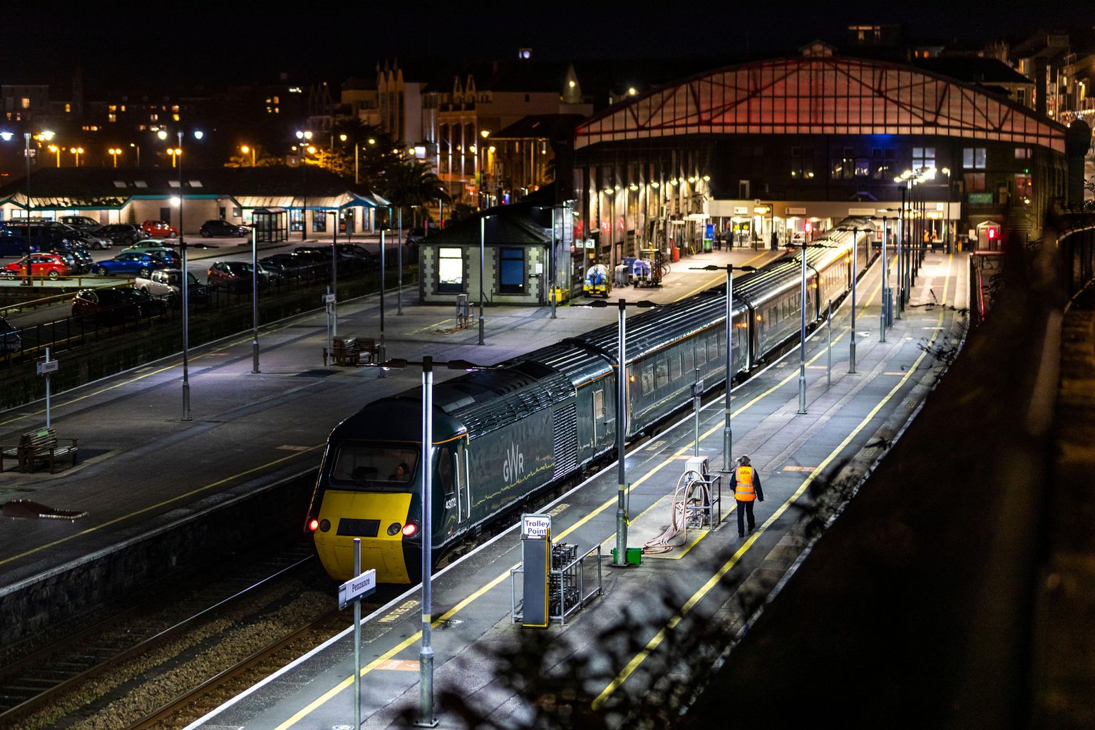 Great Western Railway awarded contract to continue to run Cornwall's trains