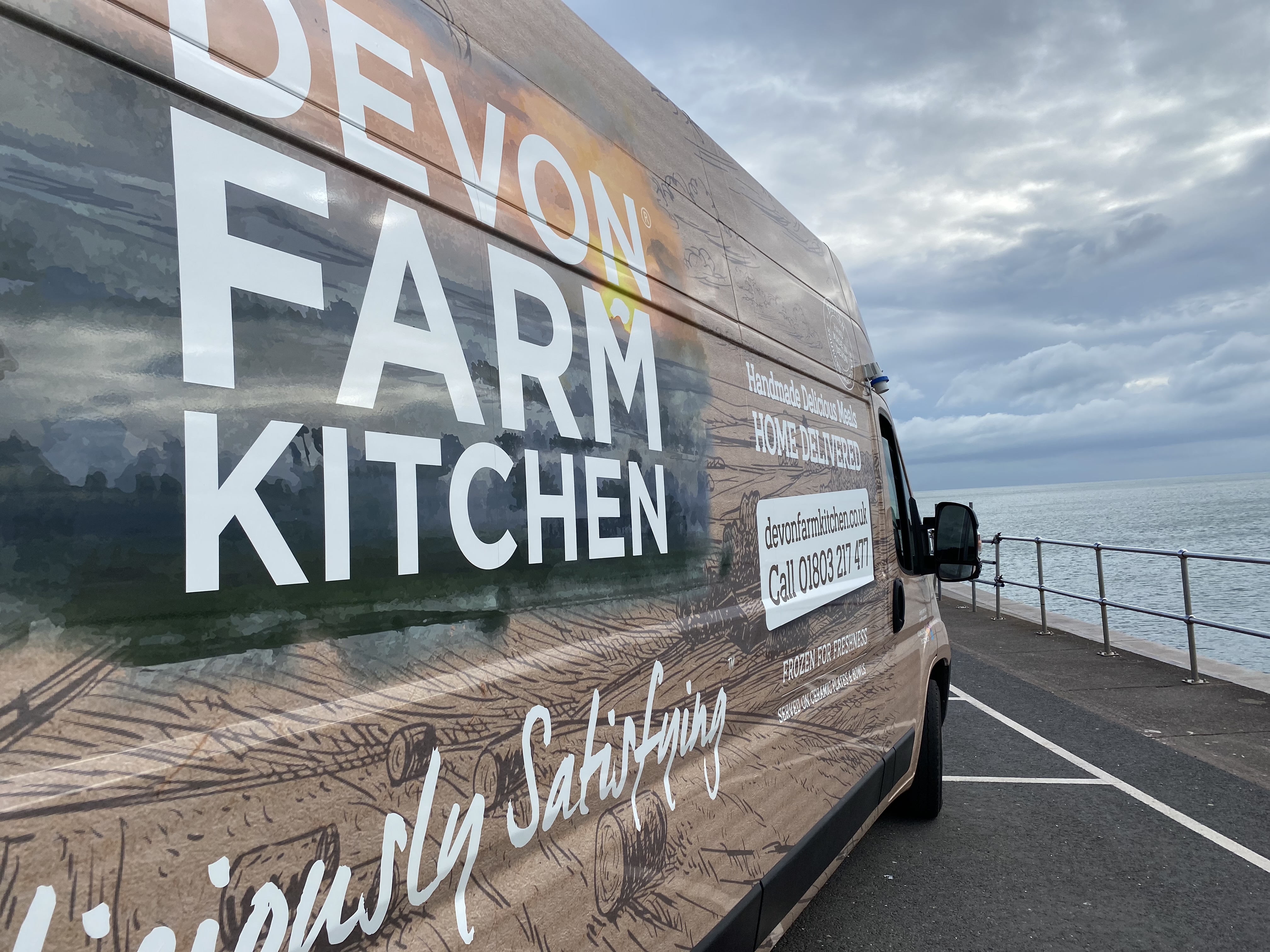 "Groundbreaking" stop and chat initiative helps vulnerable people in ...