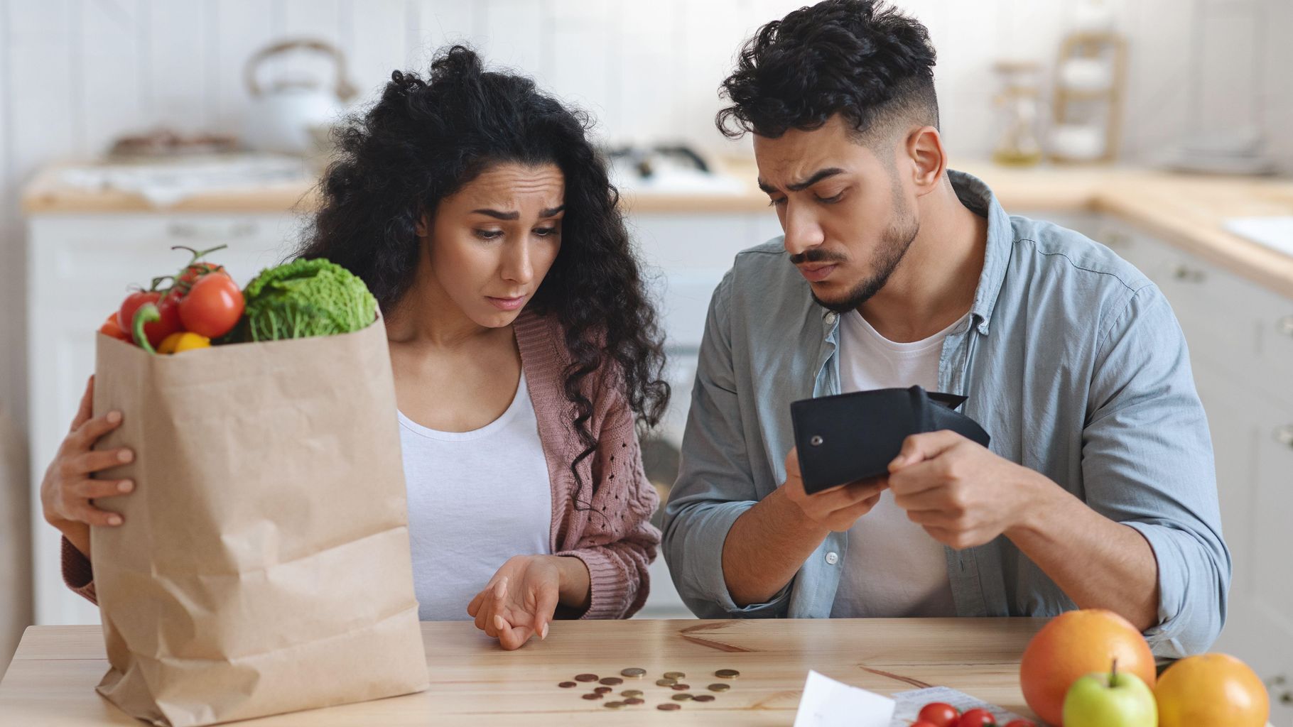 Families on low income suffering 'year of financial fear' says report