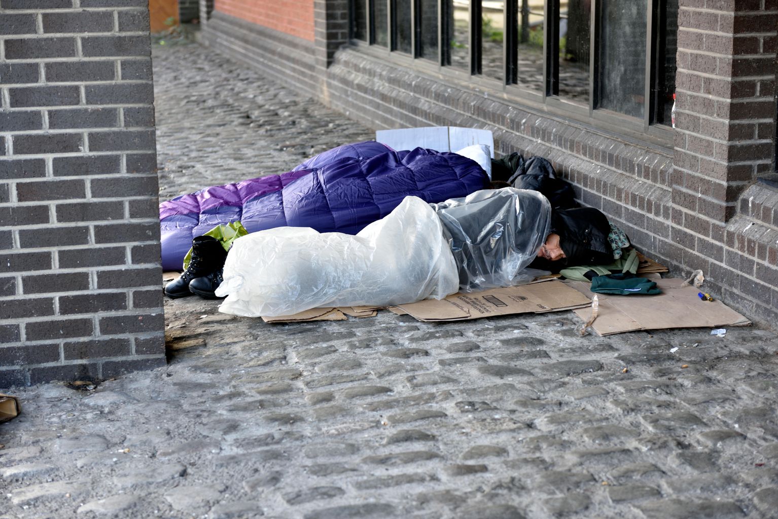 Homeless people in Cornwall given shelter, water and sun cream amid ...