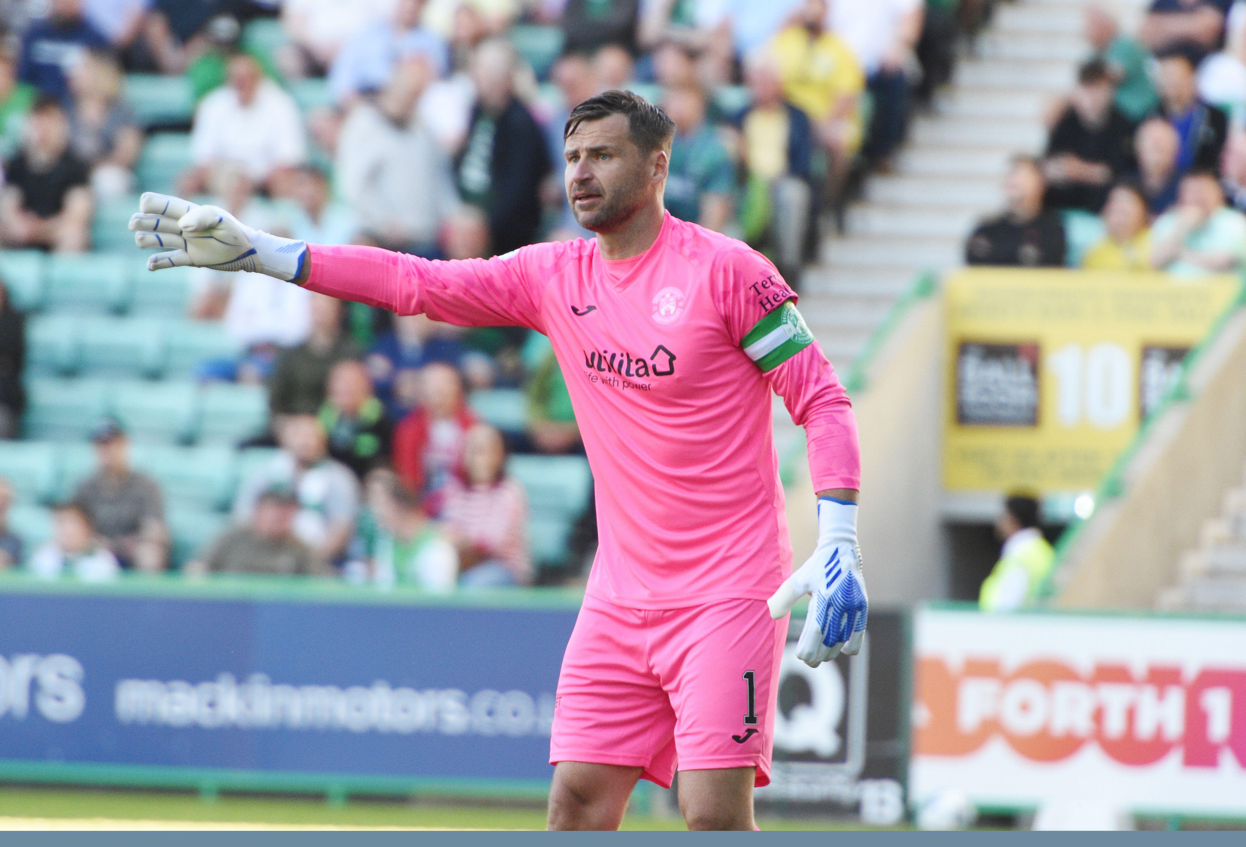 Hibs name David Marshall as new team captain