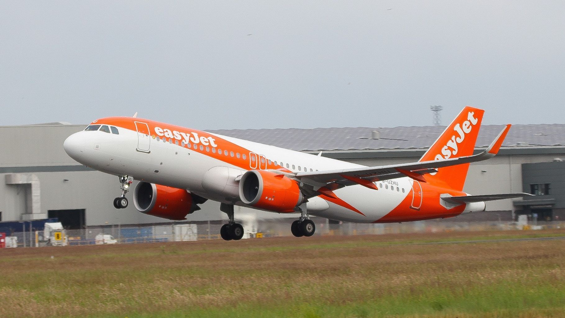 Easyjet announces new route from Belfast City Airport | News - Cool FM