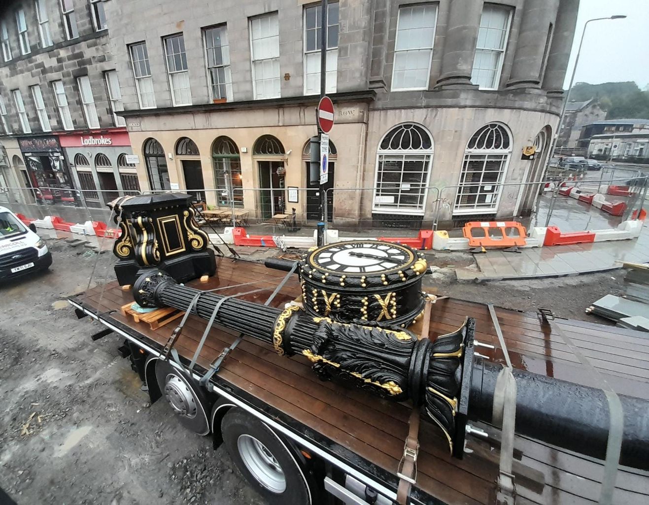 London road clock is back