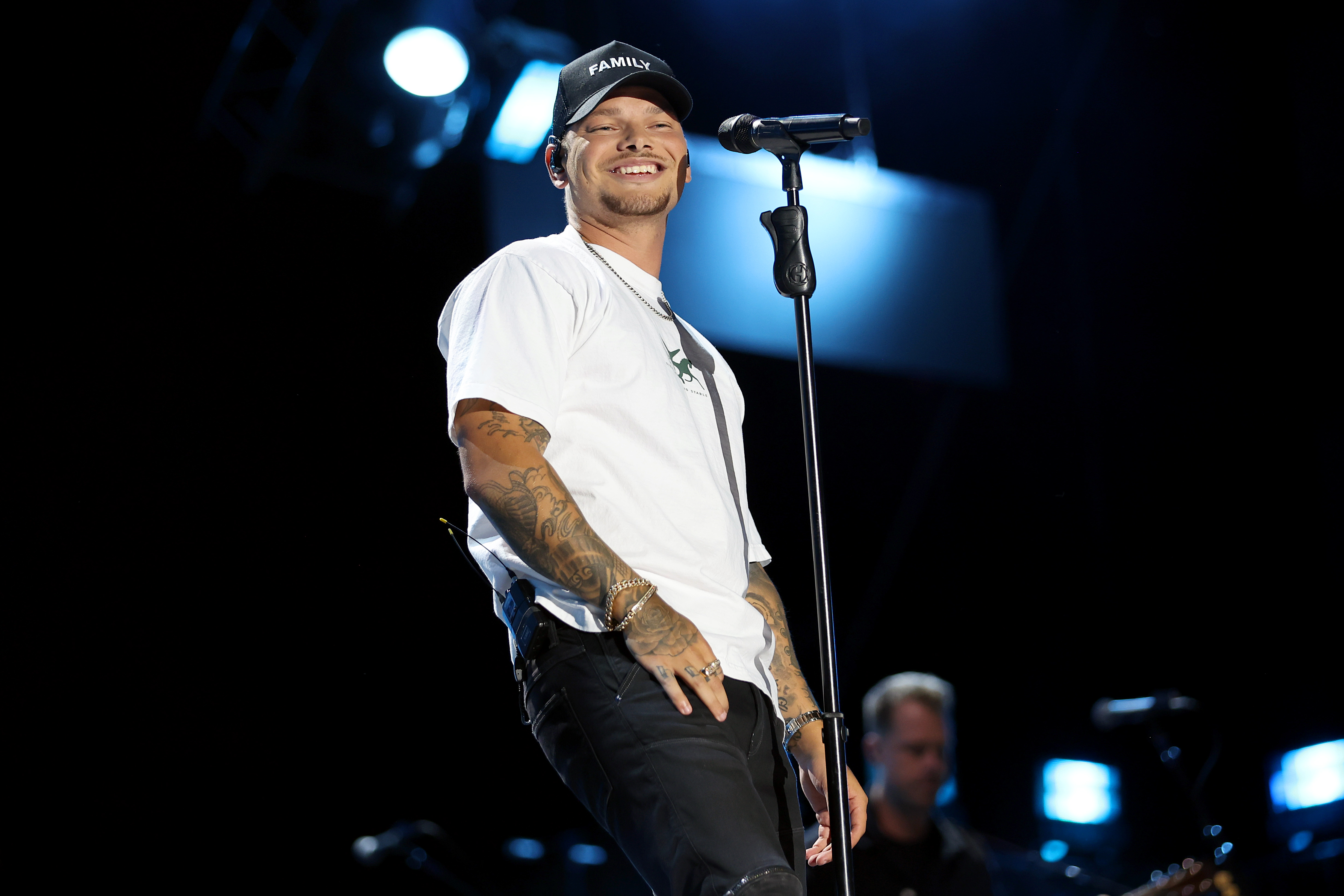 Kane Brown on "Like I Love Country Music" and coming back to the UK ...