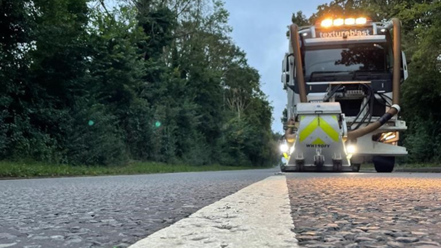 Road maintenance method reducing carbon emissions in Dorset