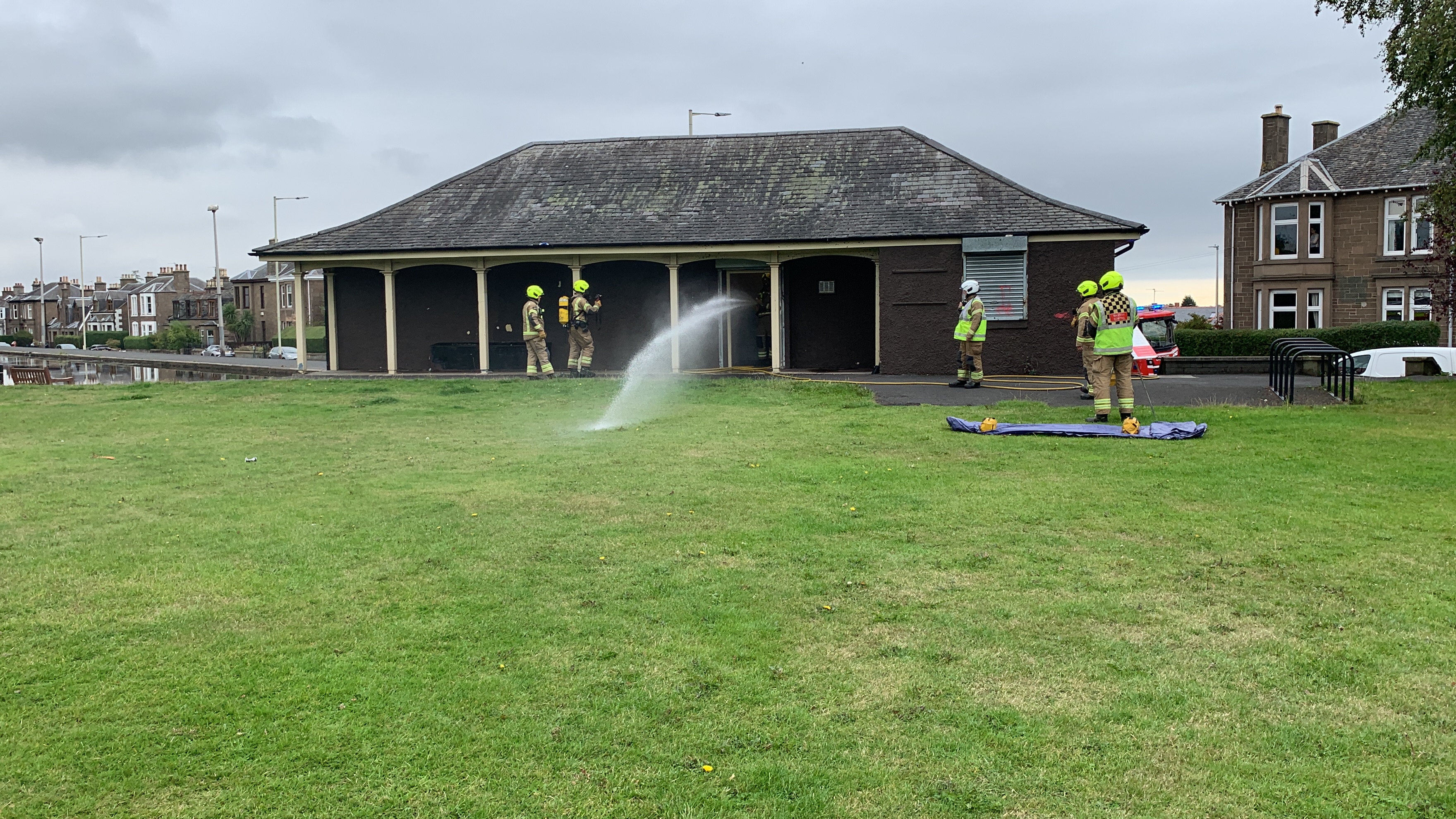 Fire at toilet block in Dundee park | News - Tay FM