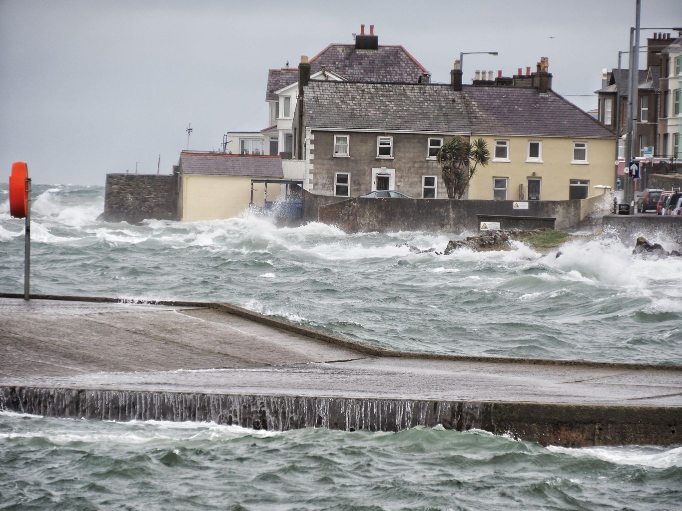 Betty, Daisy, Cillian and Mark make 2022/23 Met Office storm list ⛈️ ...