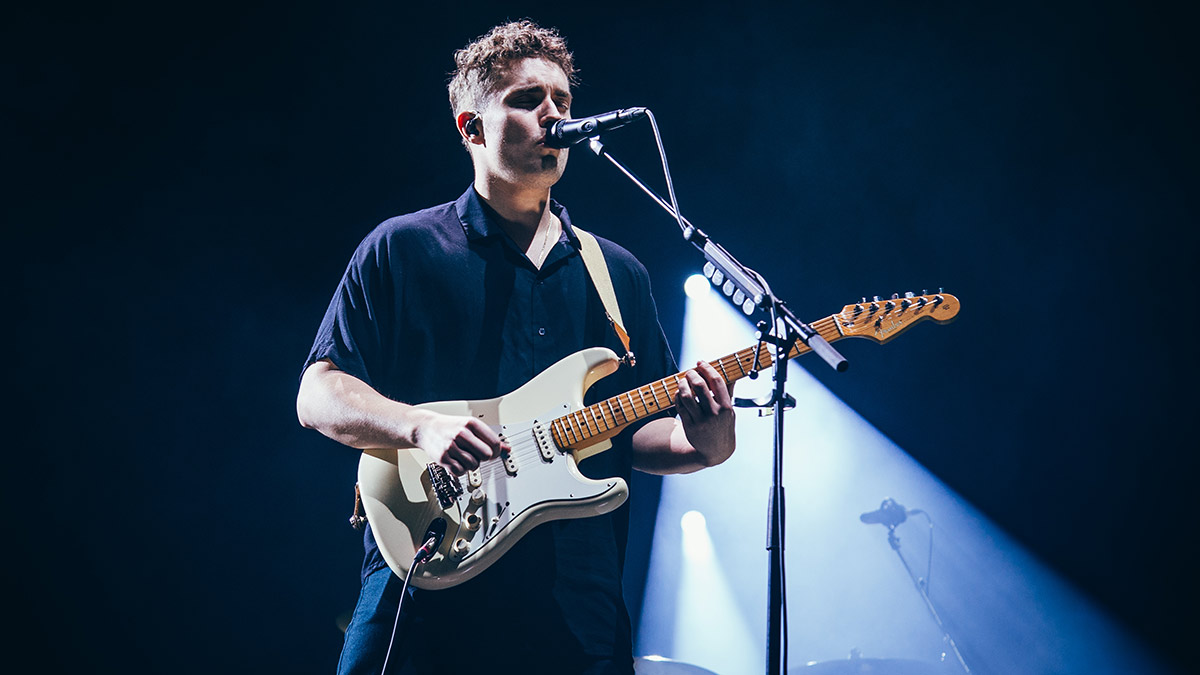 Sam Fender cancels tour dates to focus on his mental health