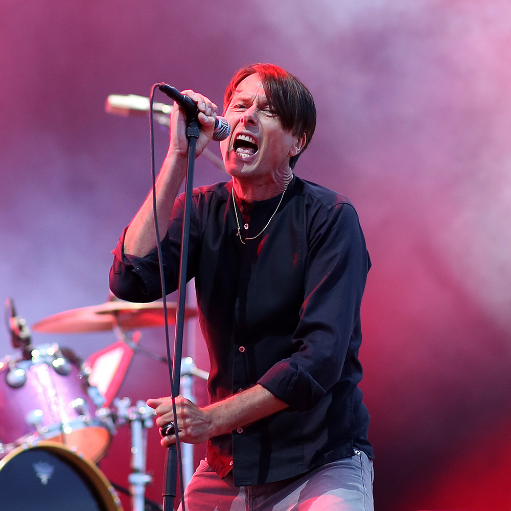 Suede announce 17-date March 2023 UK tour