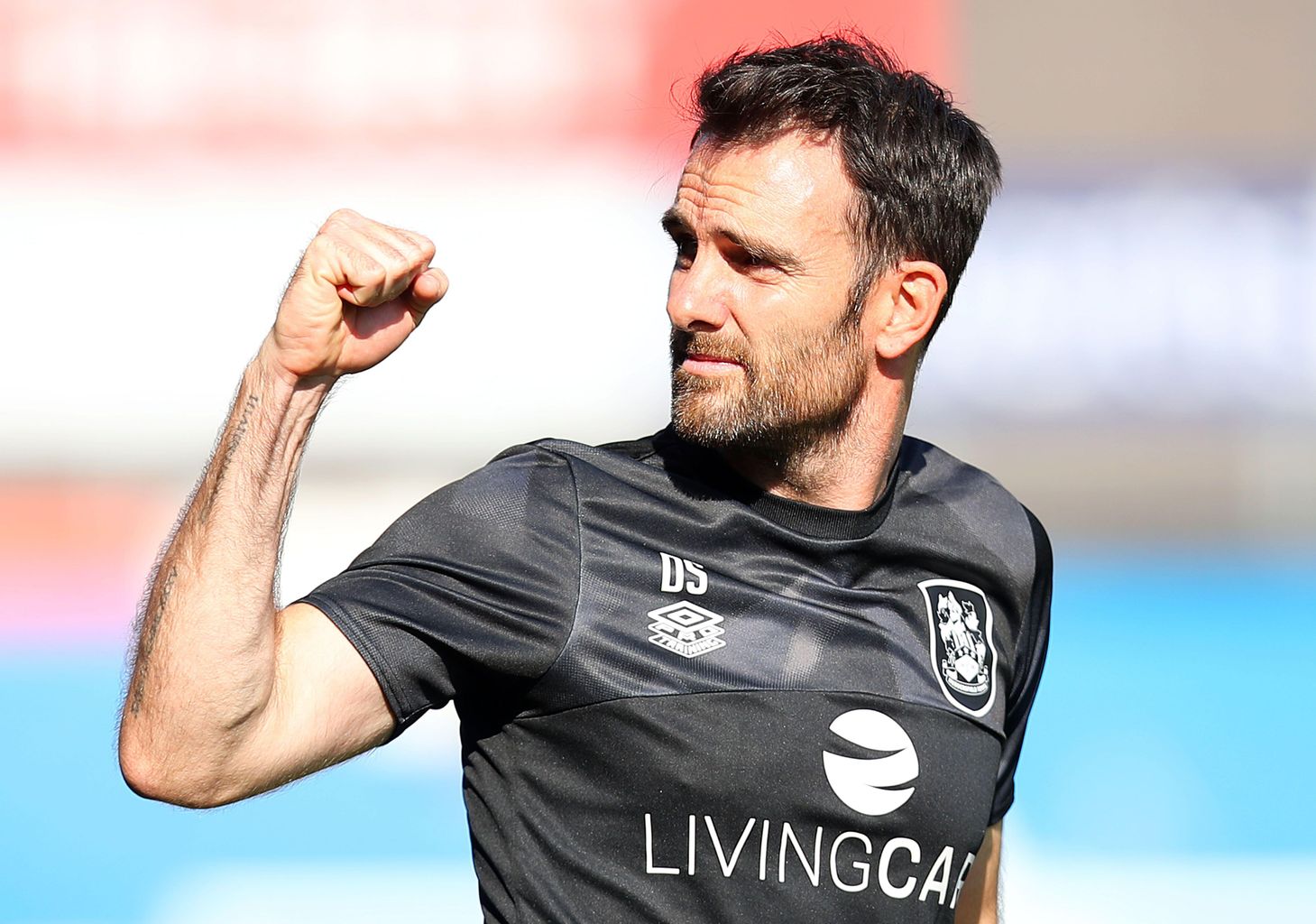 Huddersfield Town sack Danny Schofield