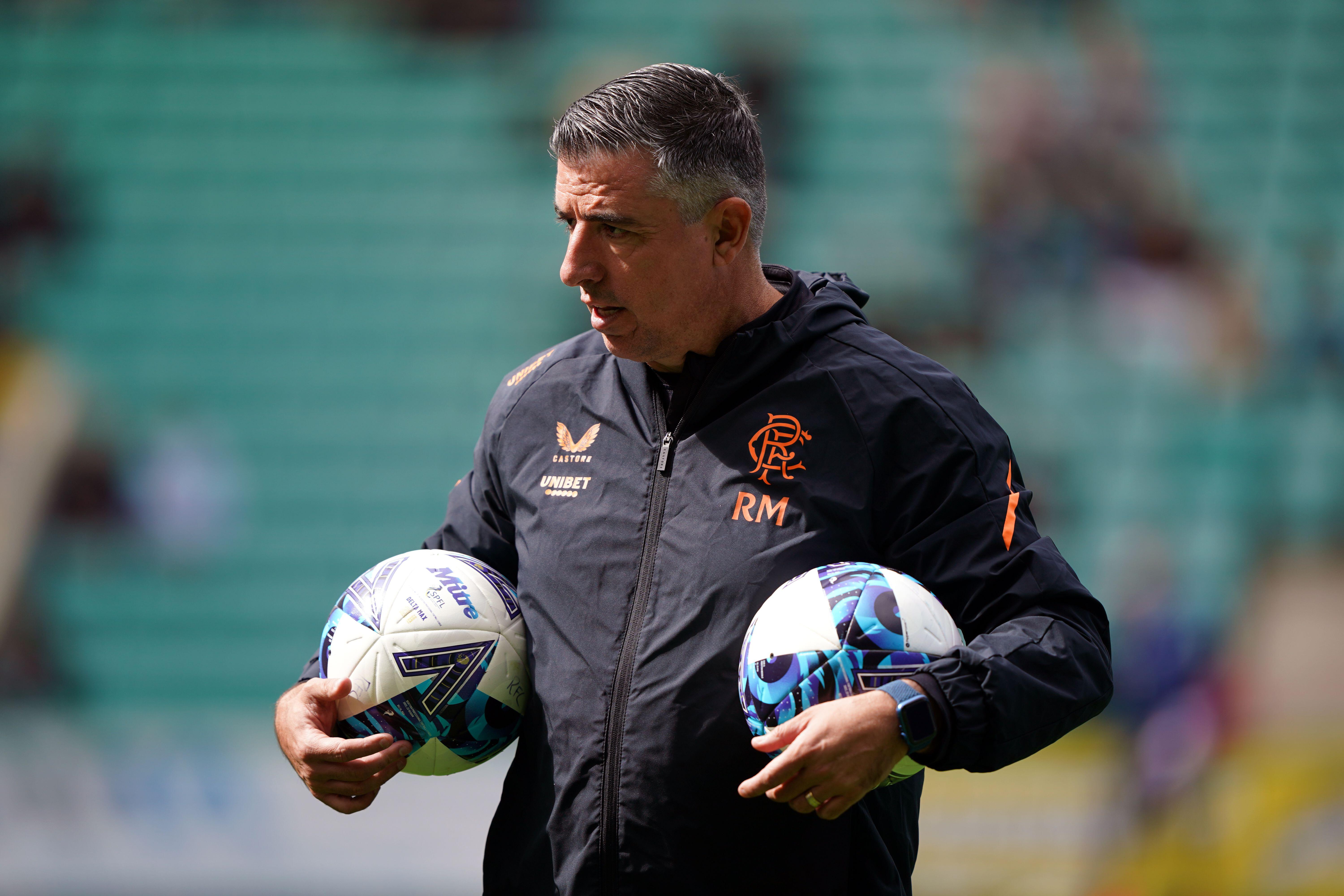 Rangers grant Roy Makaay compassionate leave