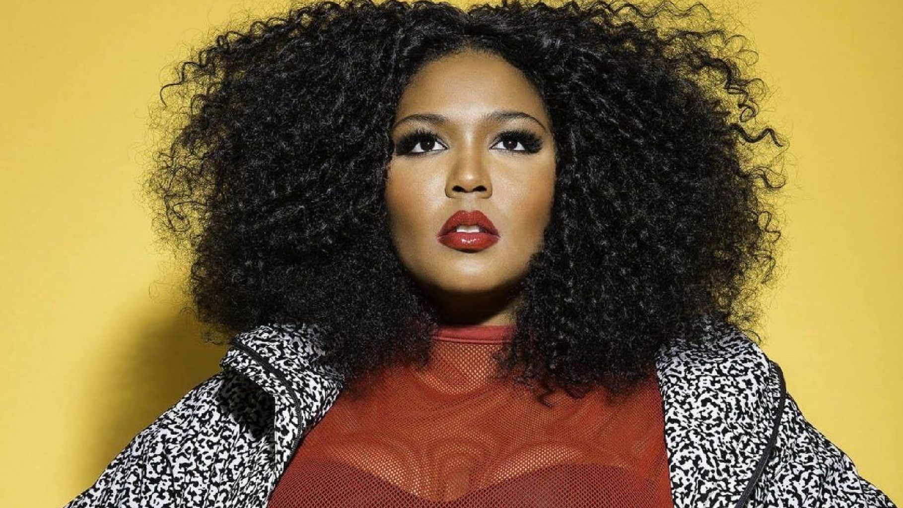 Lizzo: Συνεχίζει την περιοδεία της με εντυπωσιακές εμφανίσεις | easy 97 ...